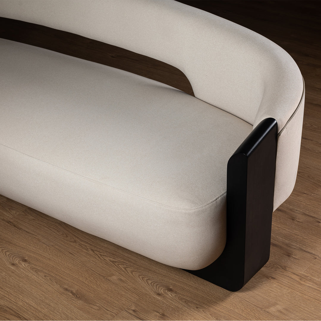 Clam Sofa – escapebycreatomy